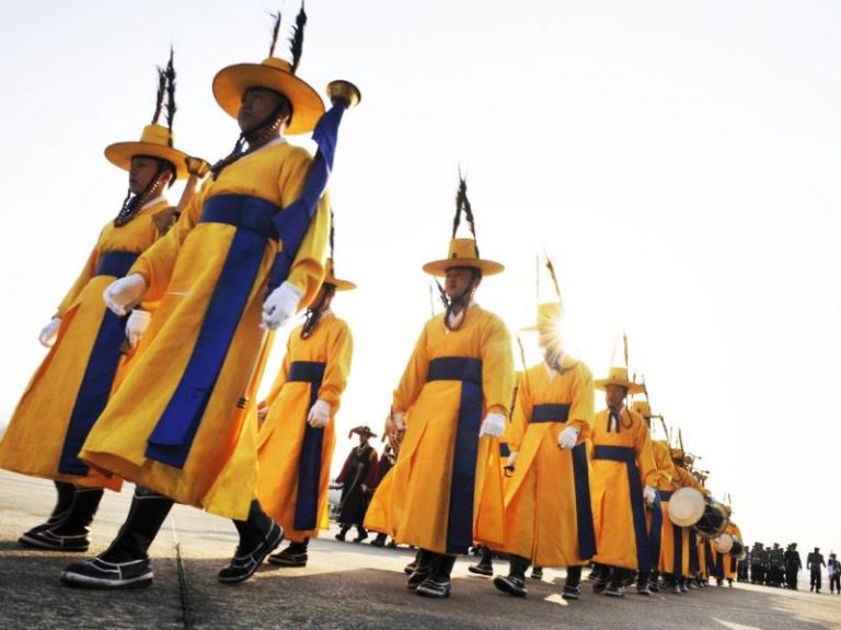 10 kinds of the most unusual military uniforms - Inpic.net