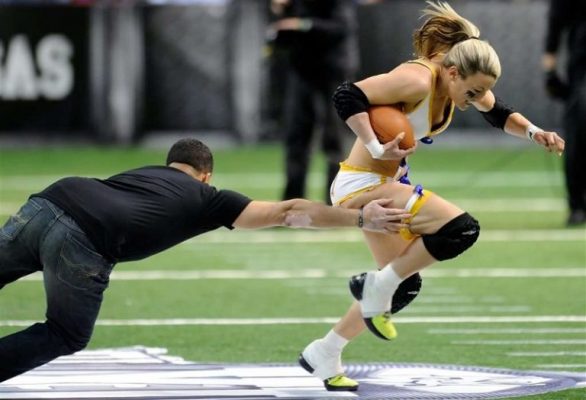 When Emotions Run High: 30 hilarious sports photos - Page 13 of 30 ...