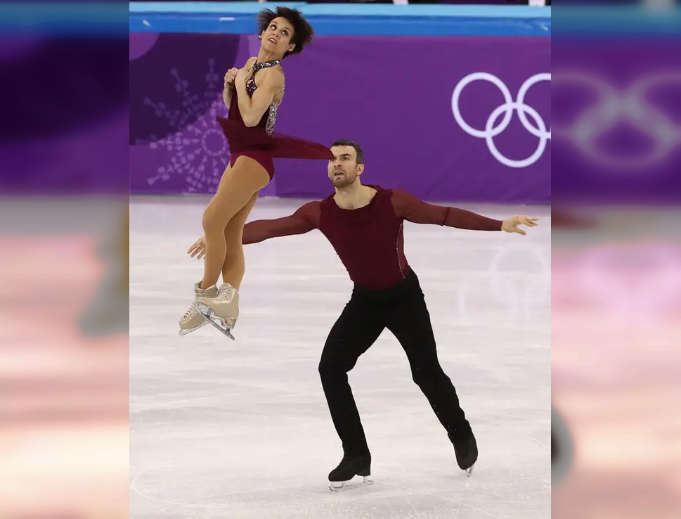 Gleeful Glides: A Collection of Hilarious Figure Skating Photos - Inpic.net