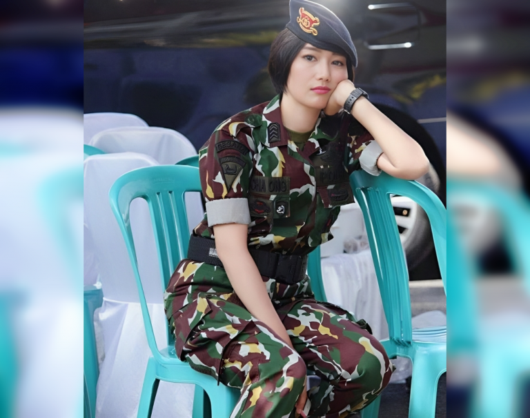 Uniformed Beauty: 30 Picturesque Portraits of Lovely Girls - Page 15 of ...